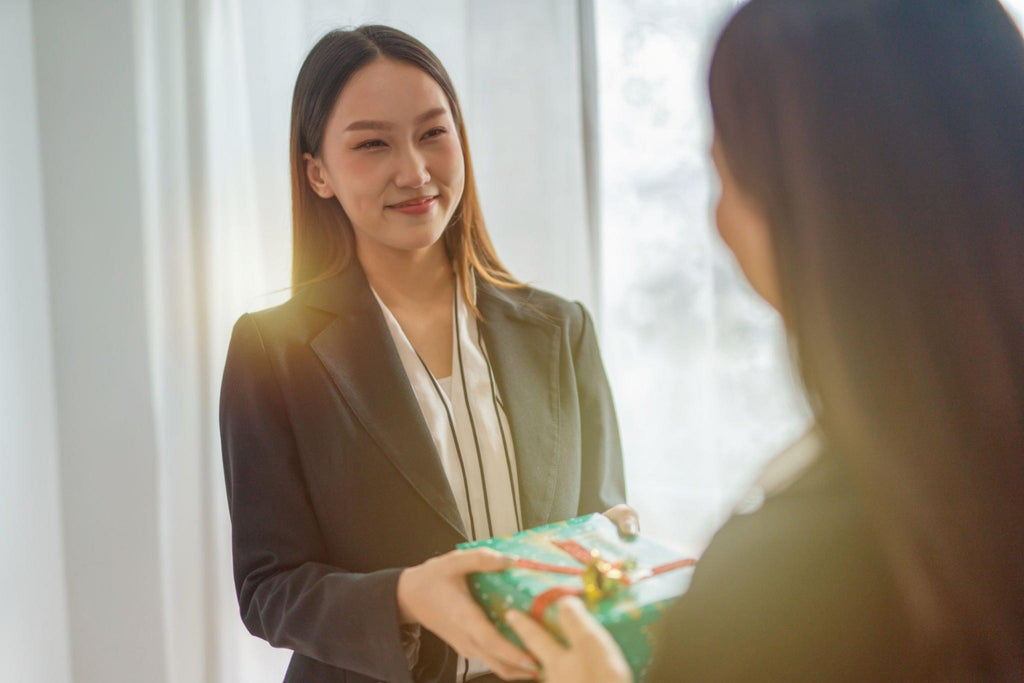 Ultimate Guide to Thank You Gifts for Clients – Succulent Bar